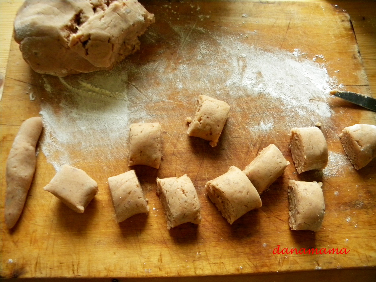 Degete de vrajitoare - Prăjiturici și altele