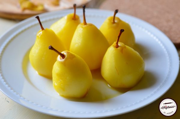 Prajitura cu pere posate in vin si frangipane - Prăjiturici și altele