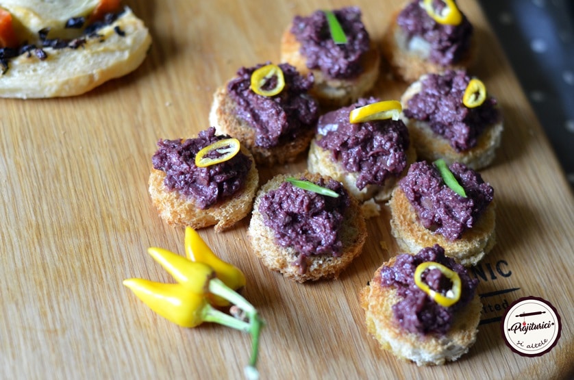 Trei idei de aperitive vegane (de post) - Prăjiturici și altele
