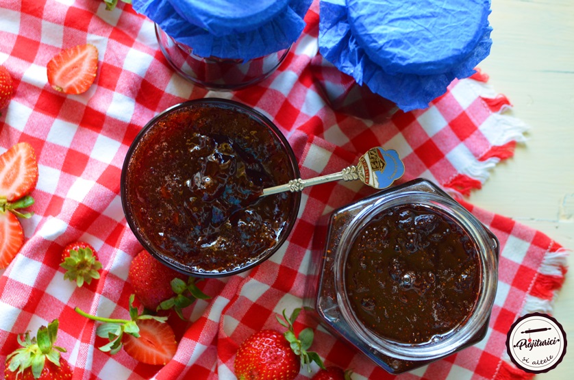 Gem de capsuni - Prăjiturici și altele