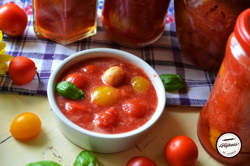 Rosii cherry la borcan pentru iarna - Prăjiturici și altele