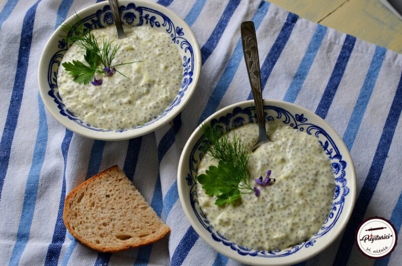 Icre false cu seminte de chia si maioneza vegana - Prăjiturici și altele