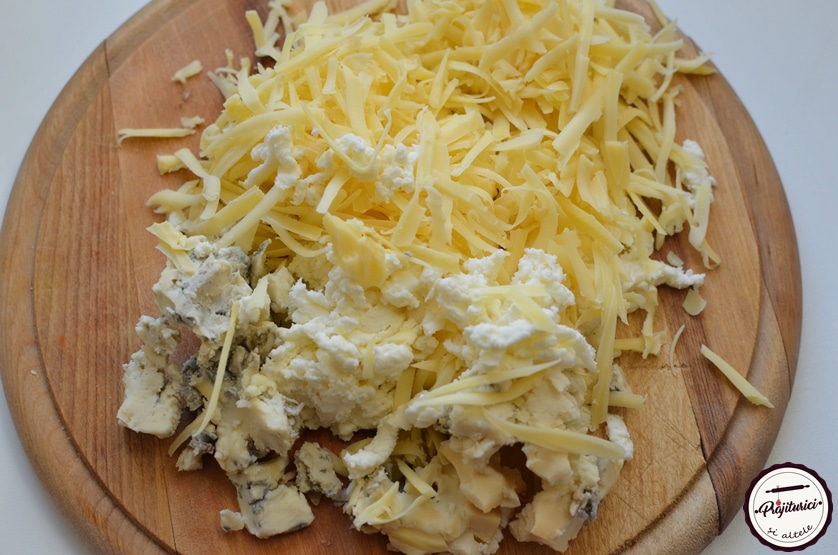 Mac and cheese- macaroane cu branza la cuptor - Prăjiturici și altele