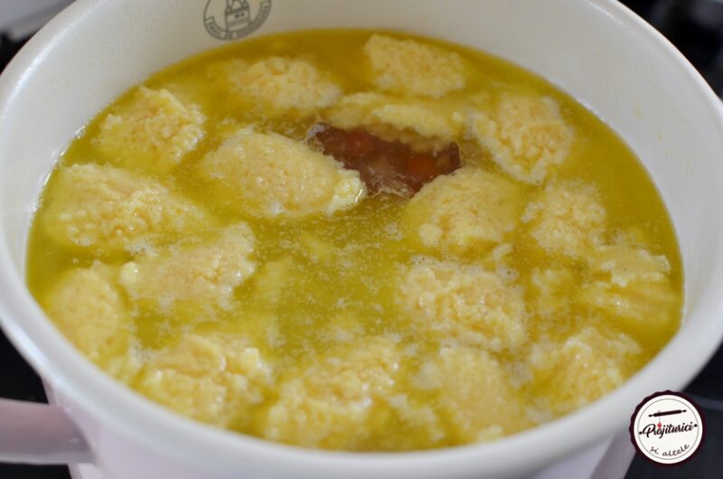 Supa cu galuste de gris pufoase - Prăjiturici și altele